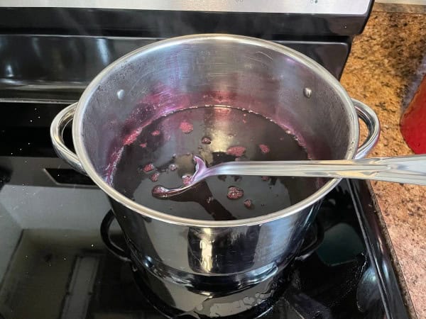 Oregon Grape Jelly Recipe - A Ranch Mom
